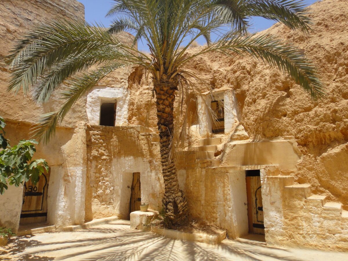 Discover Tunisian Homes - Harambee Africa