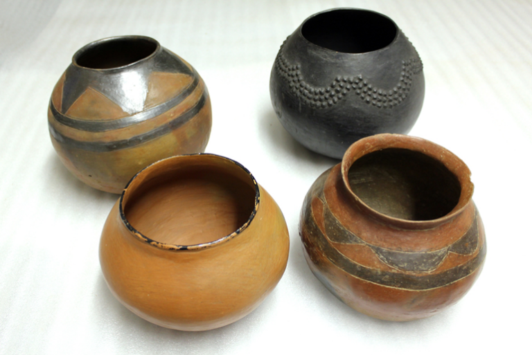 8 Iconic African Clay Pots - Harambee Africa
