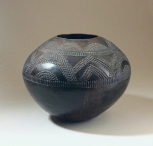 8 Iconic African Clay Pots - Harambee Africa